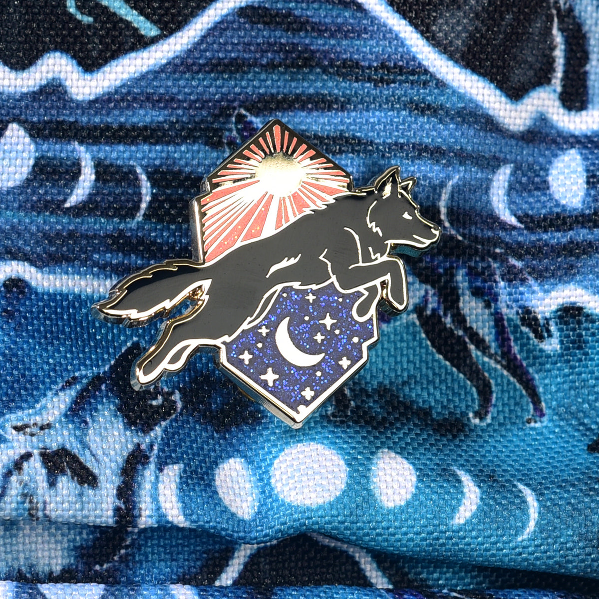 Wolf Enamel Pin – Sipsey Wilder